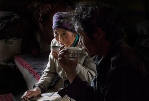 10 Practical Tips on How to Take Better Human Interest photos | PhotoSafari